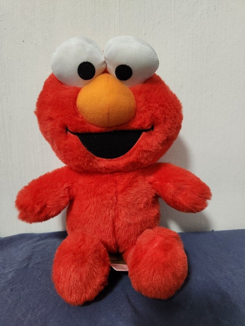 ELMO 10 inches, Hobbies & Toys, Toys & Games on Carousell