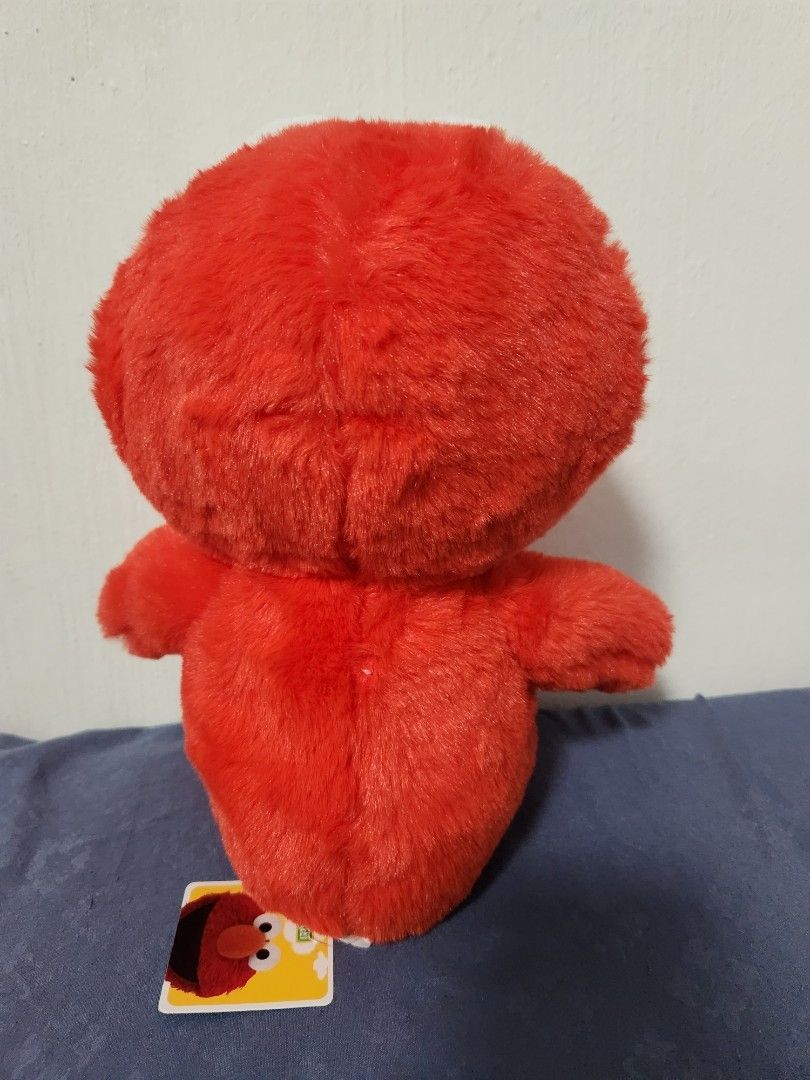 ELMO 10 inches, Hobbies & Toys, Toys & Games on Carousell