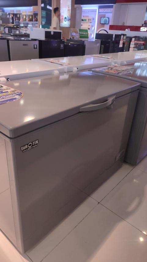 EUROTEK SOLID TOP CHEST FREEZER on Carousell