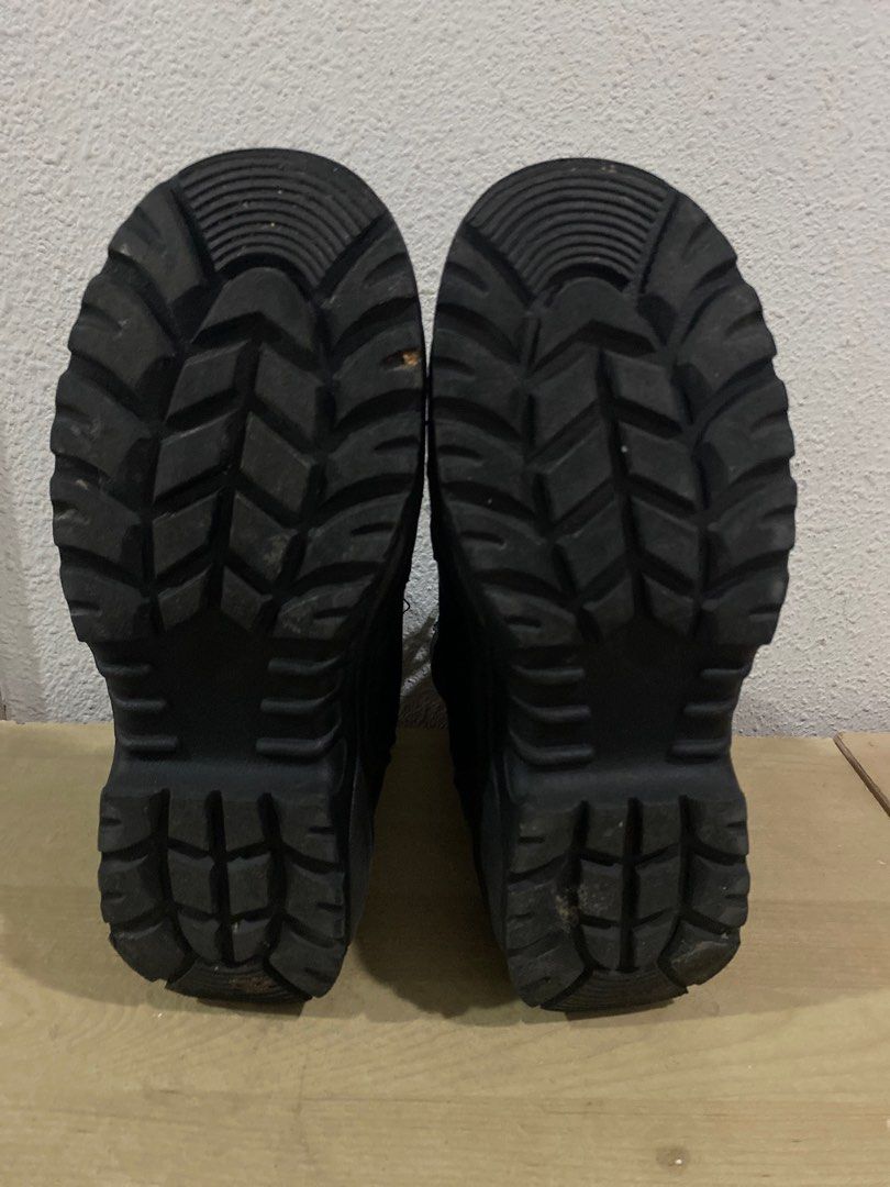 RSAF safety boots, Men's Fashion, Footwear, Boots on Carousell