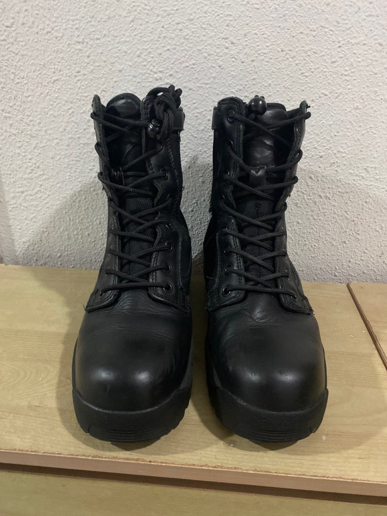 RSAF safety boots, Men's Fashion, Footwear, Boots on Carousell