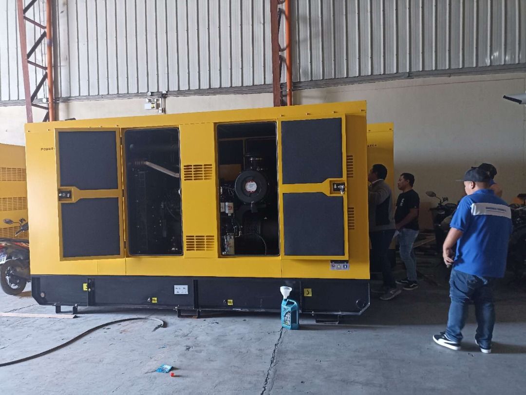 GENERATOR AND ATS FOR SALE!!!, Commercial & Industrial, Construction ...