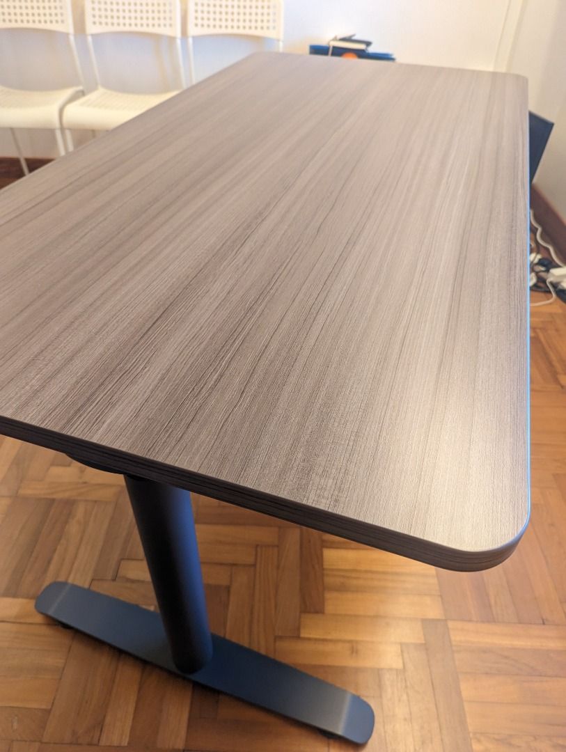 Height adjustable ergonomic office desk - Steelcase Migration SE Pro ...