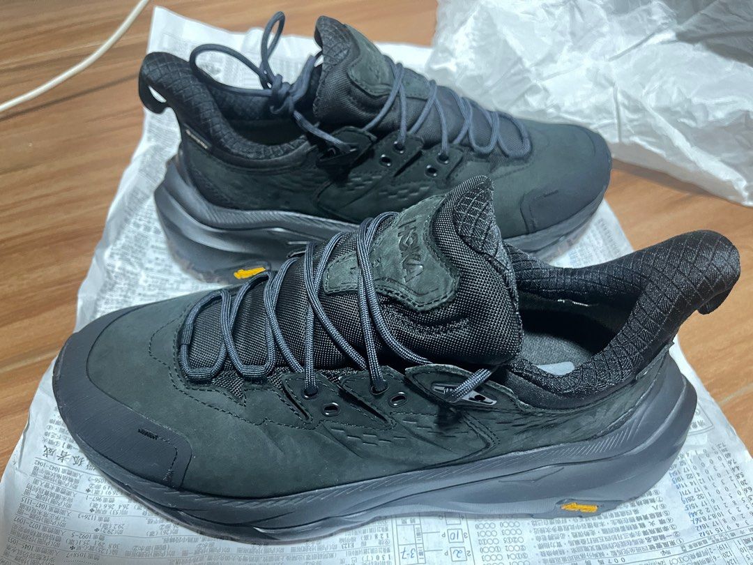 HOKA ONE ONE KAHA 2 LOW US8.5, 男裝, 鞋, 波鞋 - Carousell