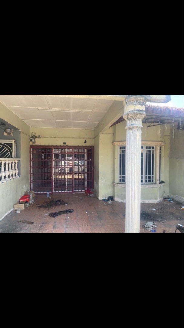 Landed house single storey, Property, For Sale on Carousell