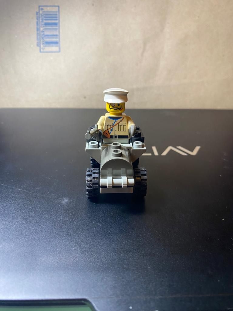 Lego 2541: Adventurers car., 興趣及遊戲, 玩具 & 遊戲類 - Carousell