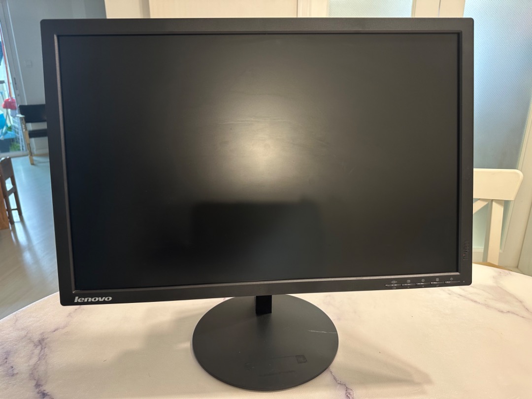 Lenovo Thinkvision 24 inch wide monitor 聯想 Thinkvision 24寸顯示器, 電腦＆科技 ...