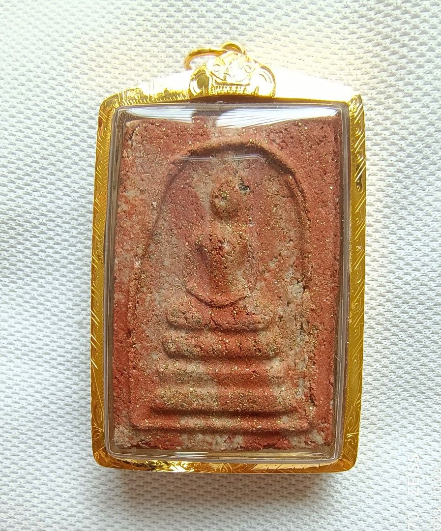 Lp Daeng Somdej. 2513. Red meat, Hobbies & Toys, Memorabilia ...