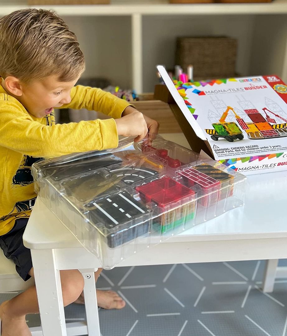 Magna Tiles Builder Set, The Original Magnetic Building Tiles for ...