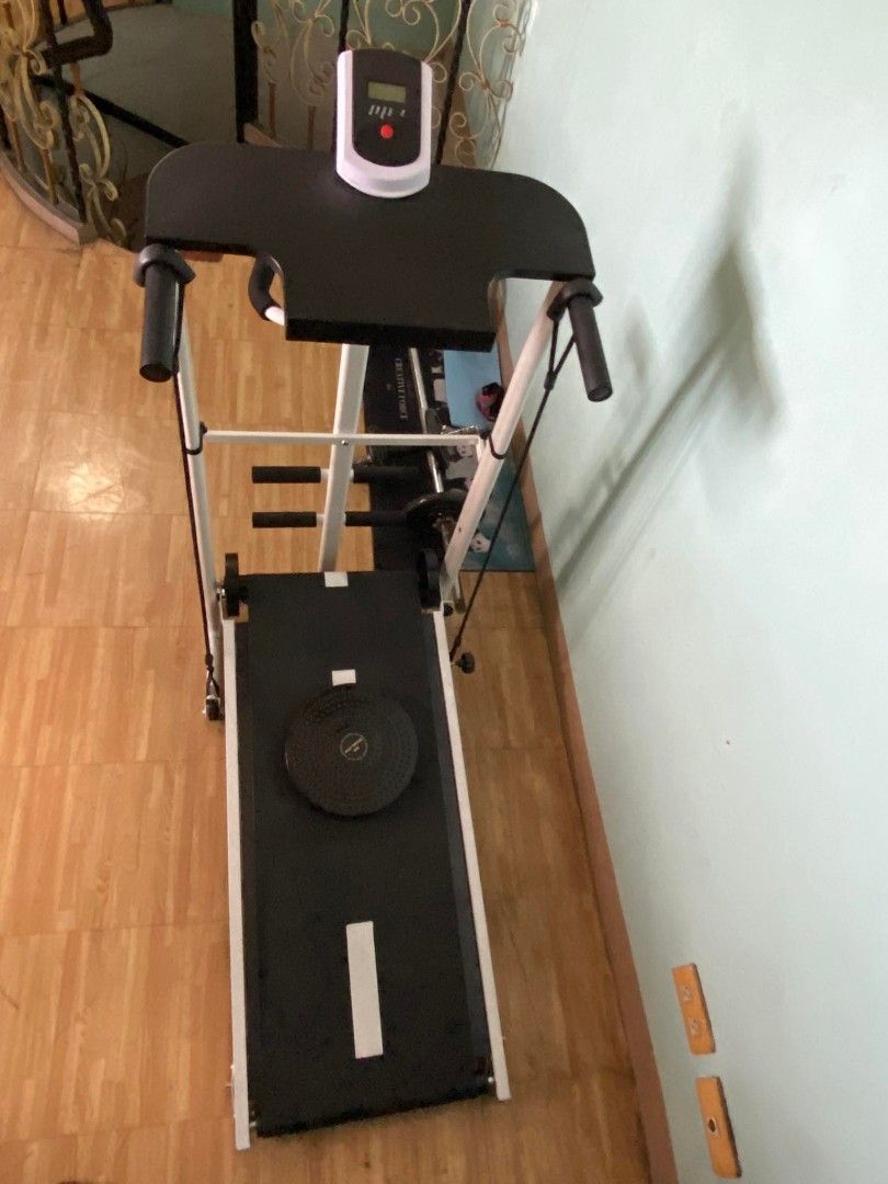 Manual Treadmill + turntable and pull rope, Sports Equipment, Exercise ...
