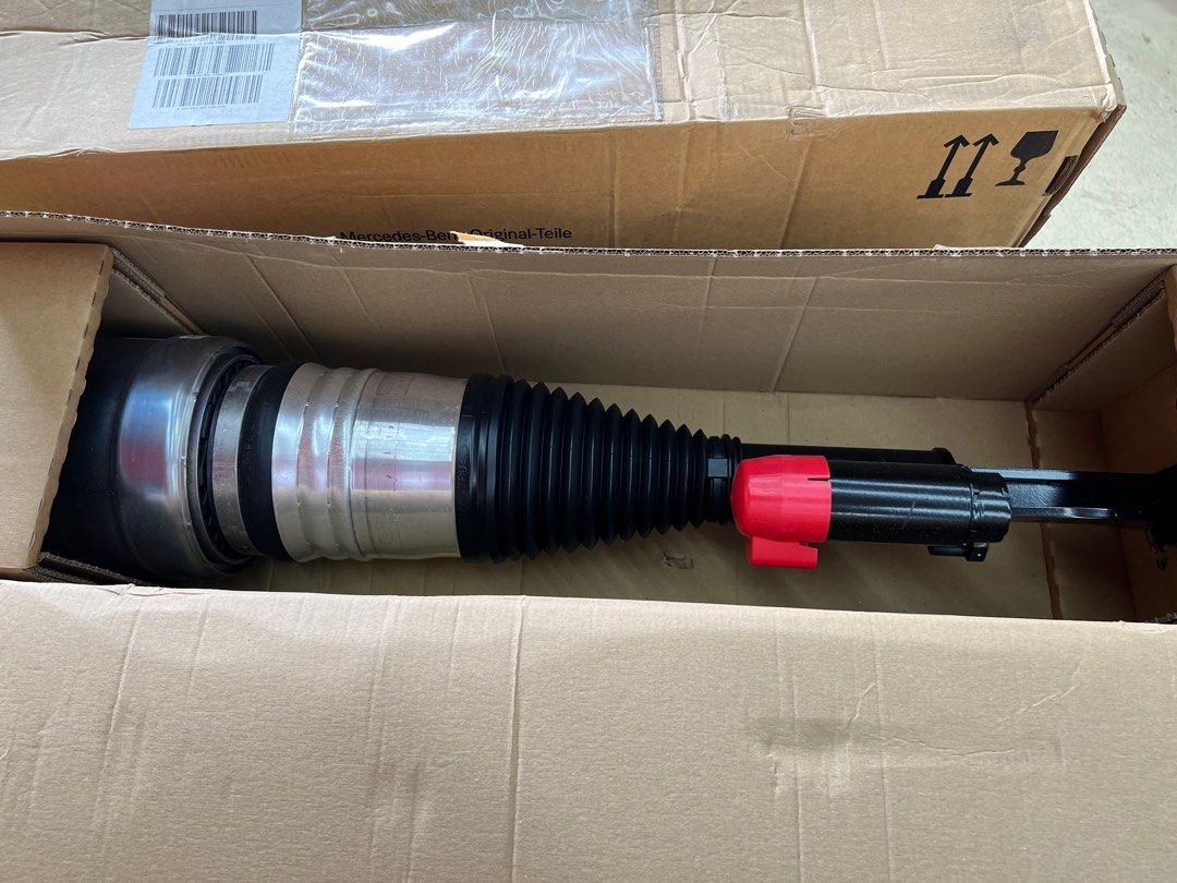 Mercedes GLC43 AMG FRONT Air Suspension, Car Accessories, Accessories ...