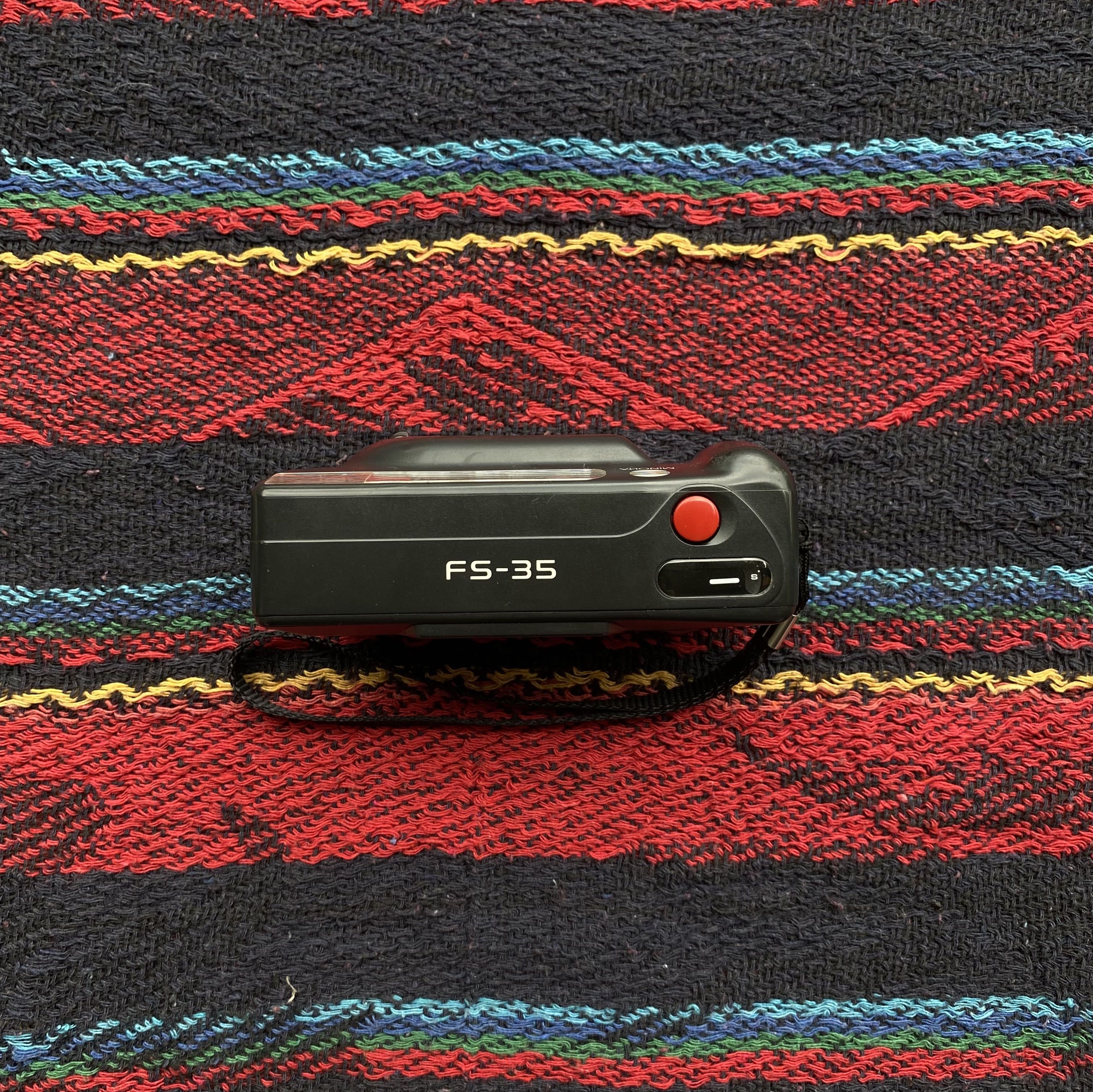 Minolta FS-35 Film Camera Kamera Filem Digicam, Photography, Cameras on Carousell