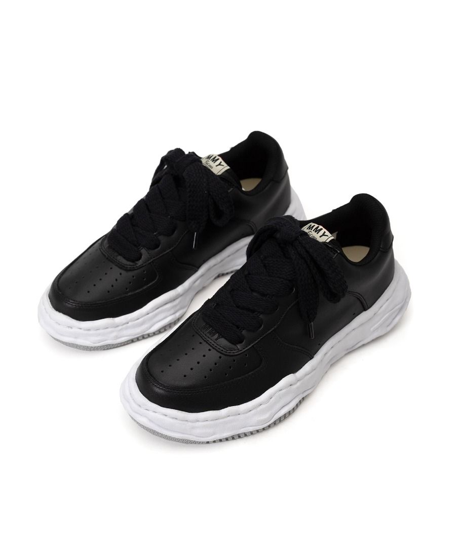 MMY "WAYNE" OG Sole Leather Low-top Sneaker Black MAISON MIHARA ...