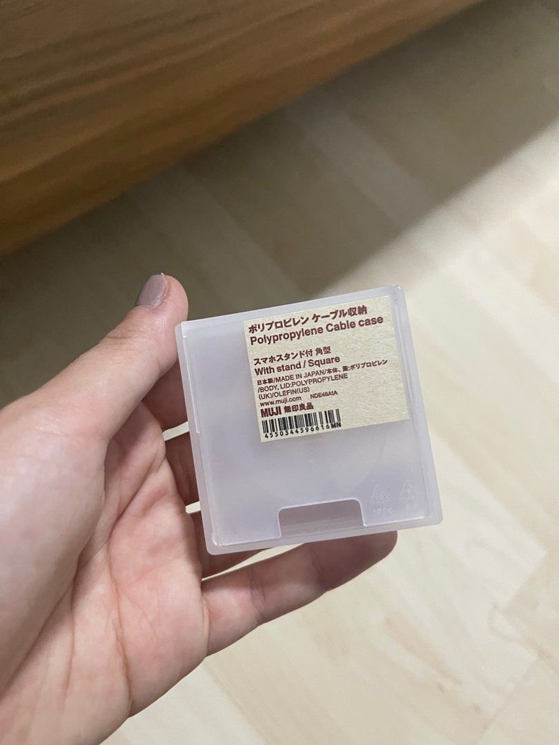 Muji Polypropylene Cable Organizer with Stand, Mobile Phones & Gadgets ...