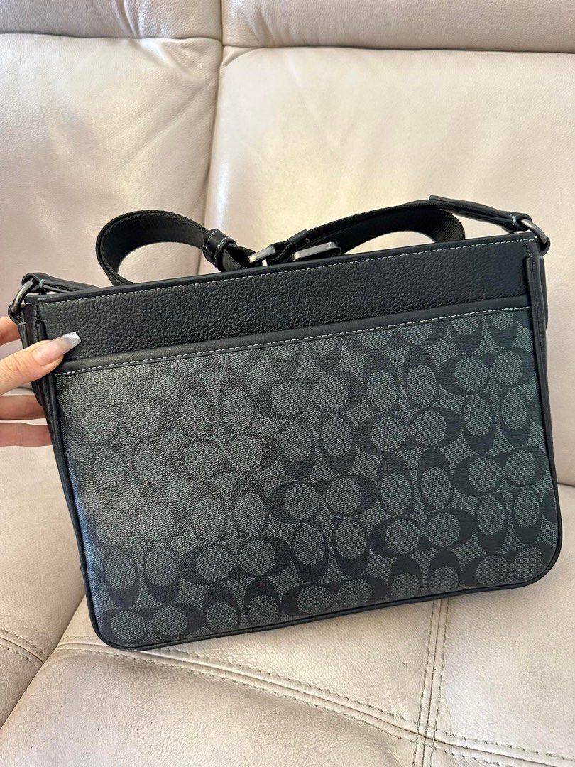 New Coach Original Classic Black Signature Collection District ...