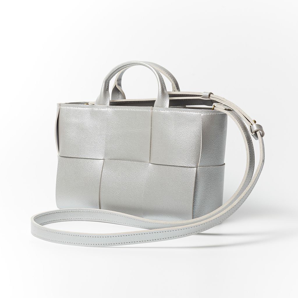 Nobat Malaysia Nala Tote Silver Crossbody Bag, Women's Fashion, Bags ...
