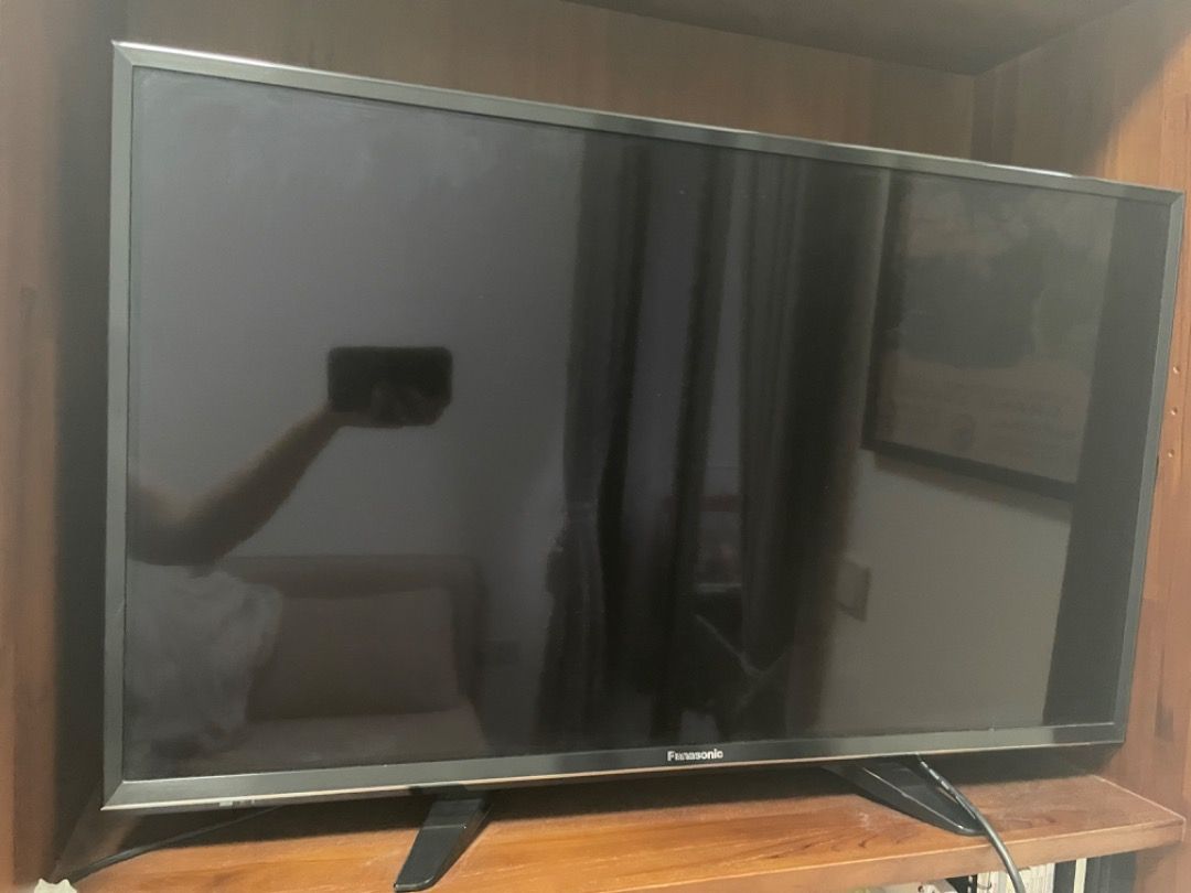 Panasonic 32 inch SMART TV TH32FS500S, TV & Home Appliances, TV ...