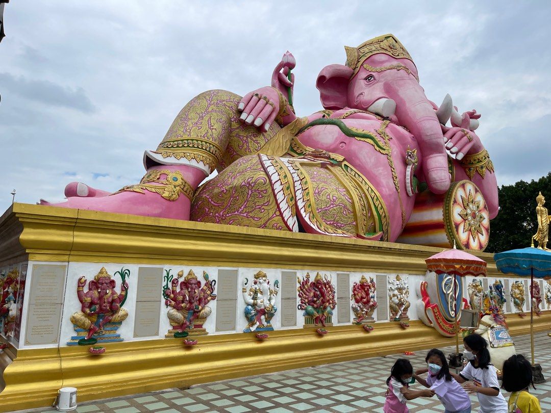 Phra Pikanet Amulet - Wat Saman Rattanaram, Hobbies & Toys, Memorabilia ...