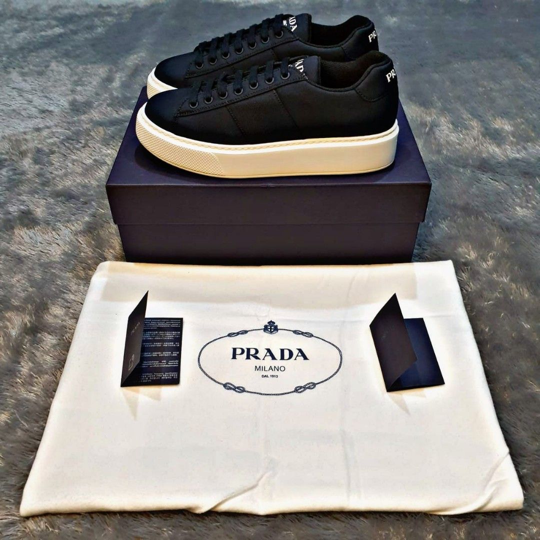 Prada Logo Black Sneakers, Fesyen Pria, Sepatu , Sneakers di Carousell