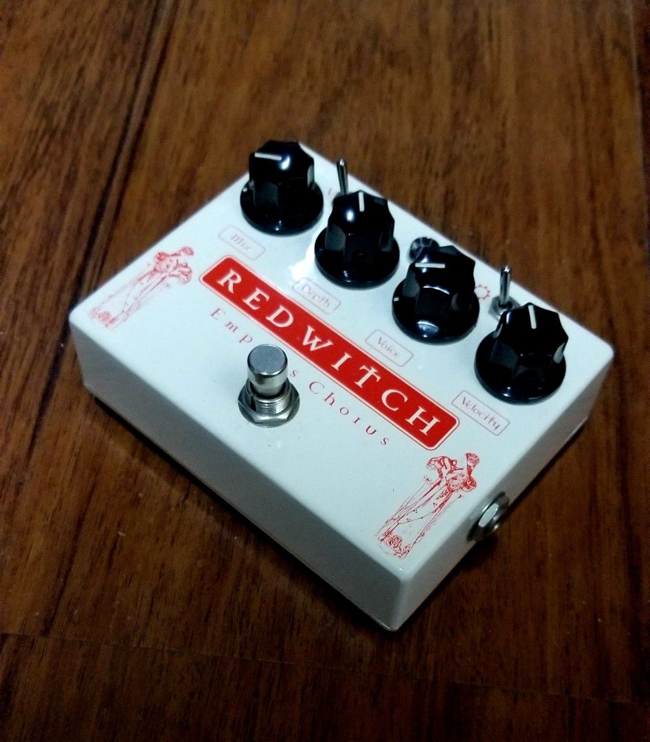 REDWITCH Empress Chorus Guitar Effect Stomp Box, Hobbies & Toys, Music ...