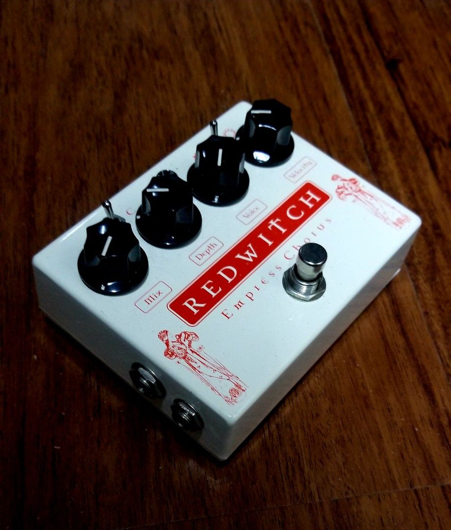 REDWITCH Empress Chorus Guitar Effect Stomp Box, Hobbies & Toys, Music ...