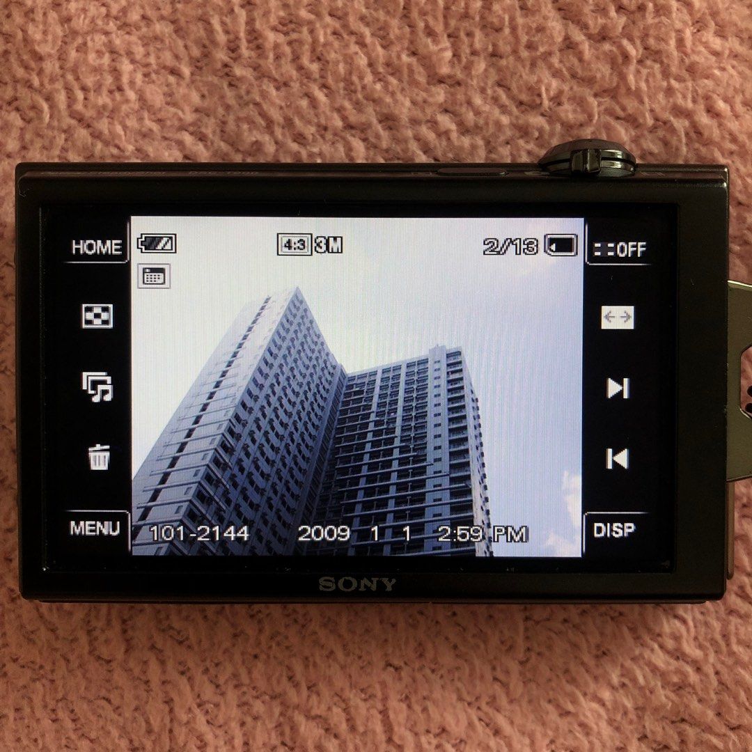 Sony cybershot dsc-t900 on Carousell