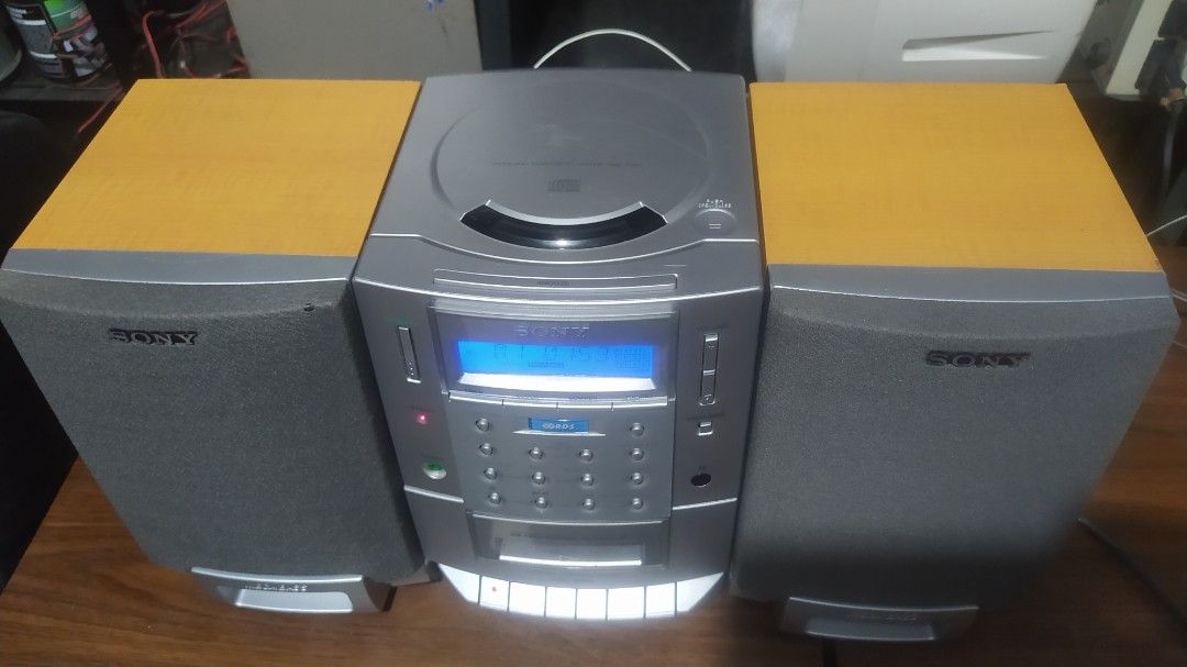 Sony MiniCompo 220v cd & radio only working, Audio, Soundbars, Speakers ...