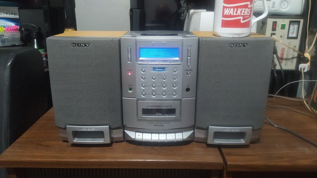 Sony MiniCompo 220v cd & radio only working, Audio, Soundbars, Speakers ...