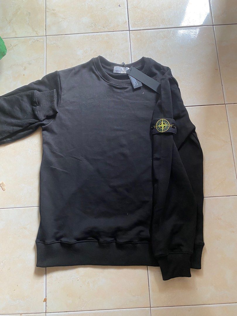 sweet shirt stone island, Men's Fashion, Tops & Sets, Formal Shirts on ...