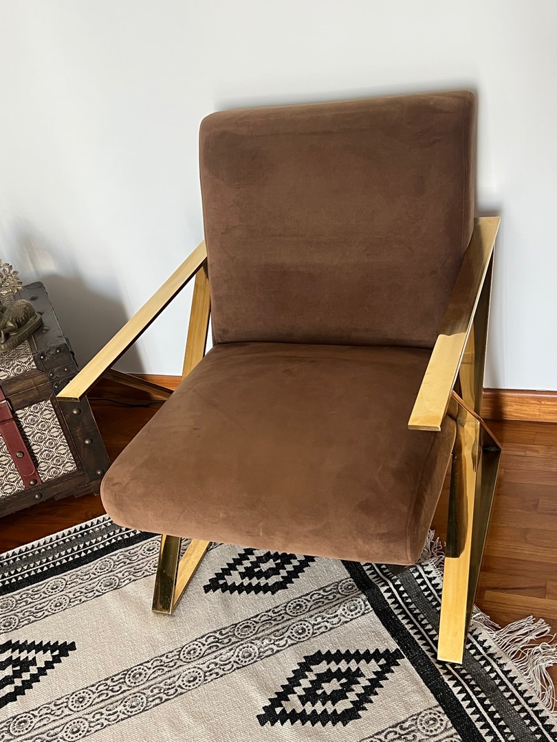 Taylor B chairs, Furniture & Home Living, Furniture, Sofas on Carousell