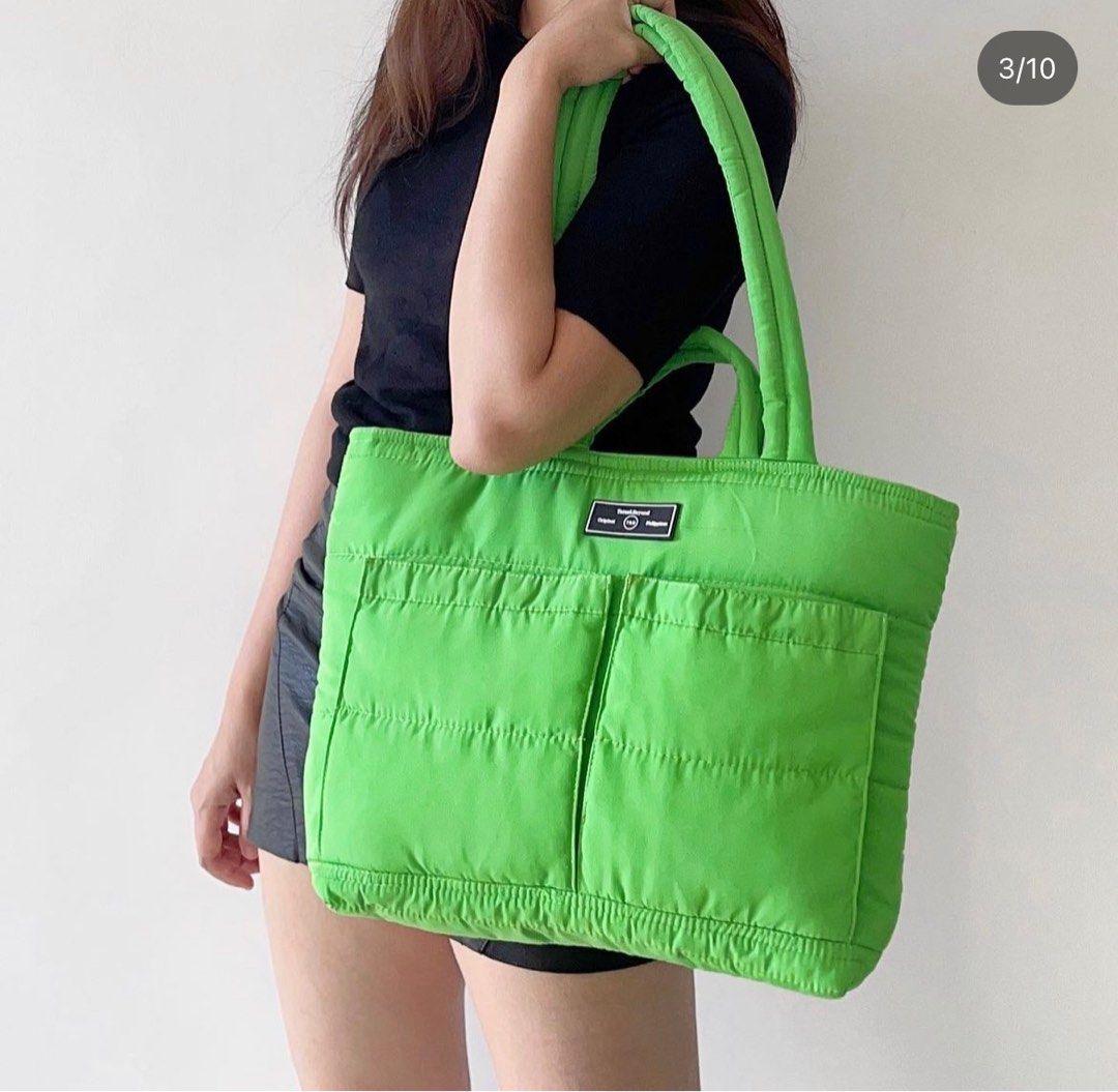 Totes & Beyond Small Puffer Book tote, Women's Fashion, Bags & Wallets ...