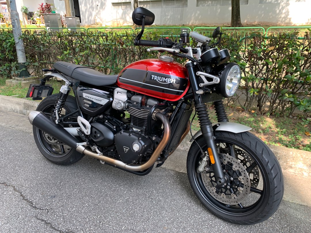 Triumph Bonnevville Speed Twin 1200cc. One Mature Owner. Registration ...