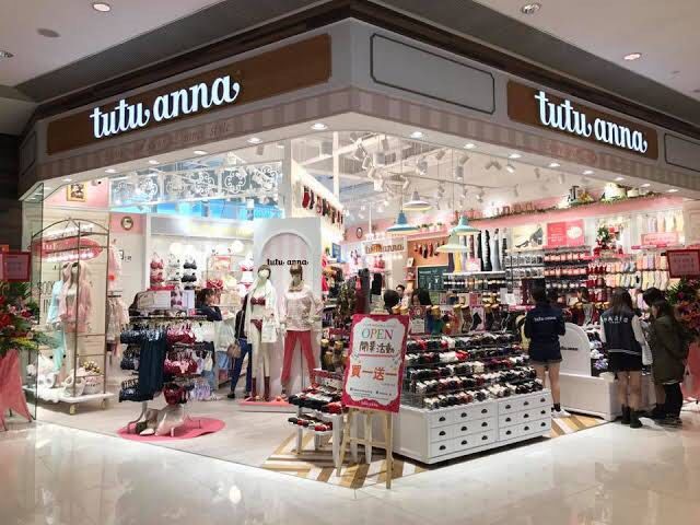 Tutu Anna Japan Rare Katsa Kimono Womens Essential Wear on Carousell