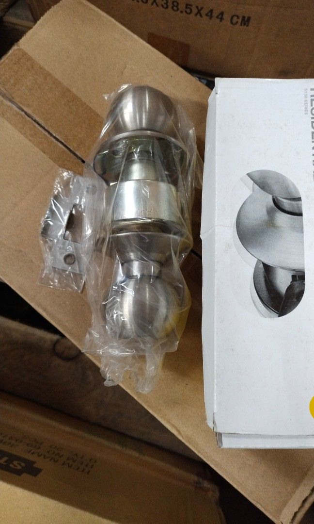 Yale residential lockset entrance lockset knobs Ca5137 US32D stainless ... Yale residential lockset entrance lockset knobs Ca5137 US32D stainless ...
