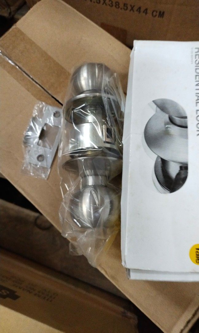 Yale residential lockset entrance lockset knobs Ca5137 US32D stainless ... Yale residential lockset entrance lockset knobs Ca5137 US32D stainless ...