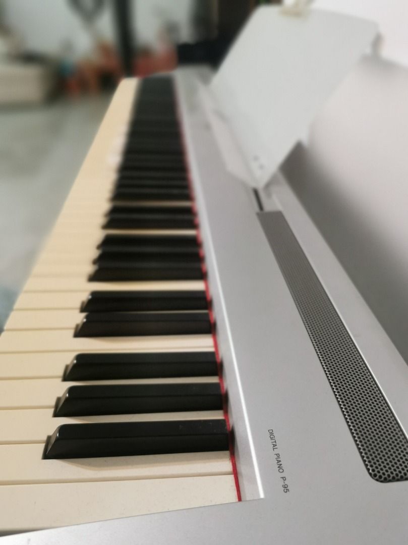 YAMAHA 88 Weighted Keys, Digital Piano P-95S, with stand & 3 pedals ...