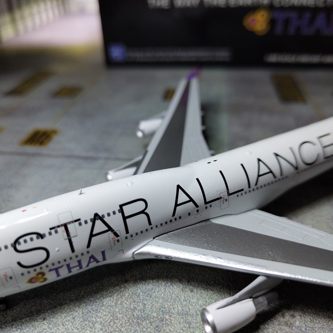 1:400 JC Wings Thai Airways Star Alliance Boeing 747-400, Hobbies & Toys, Memorabilia ...