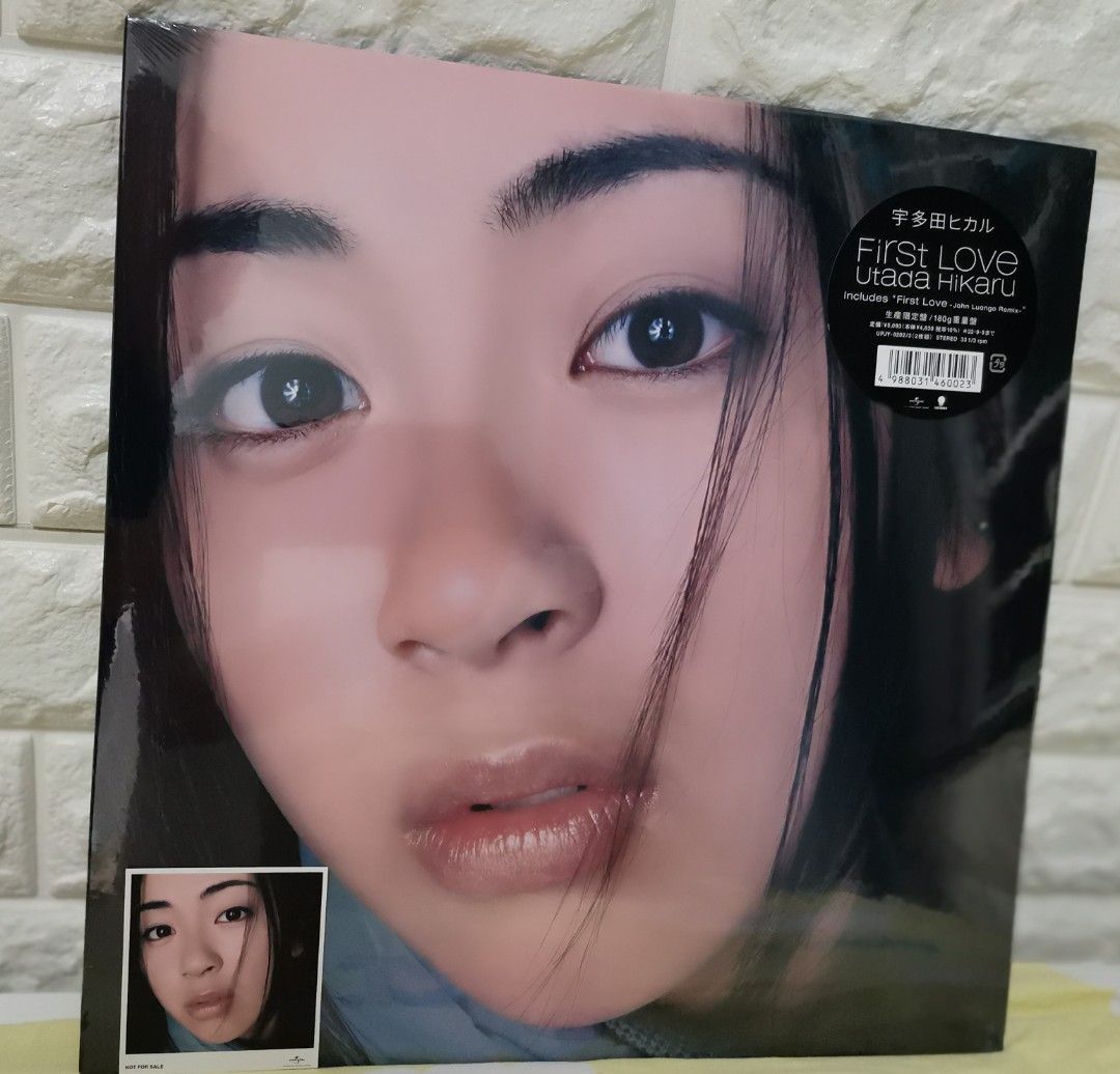 宇多田光 First Love 黑膠LP 連特典貼紙, 興趣及遊戲, 音樂、樂器 & 配件, 音樂與媒體 - CD 及 DVD - Carousell