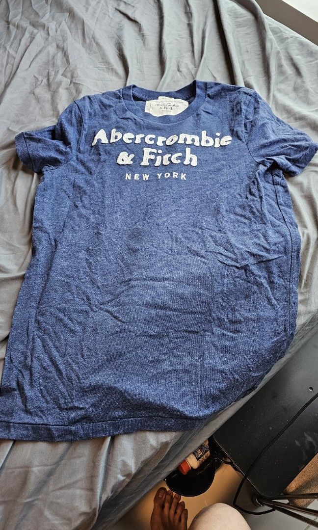 Abercrombie Tee, Men's Fashion, Tops & Sets, Tshirts & Polo Shirts on Carousell