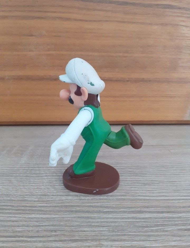 Action figure Luigi (Mario Bros), Toys & Collectibles, Mainan di Carousell