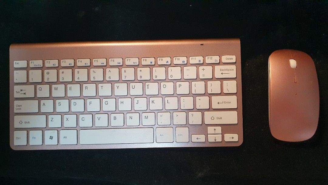 Apple style Keyboard and Mouse 2,4Ghz, Computers & Tech, Parts ...