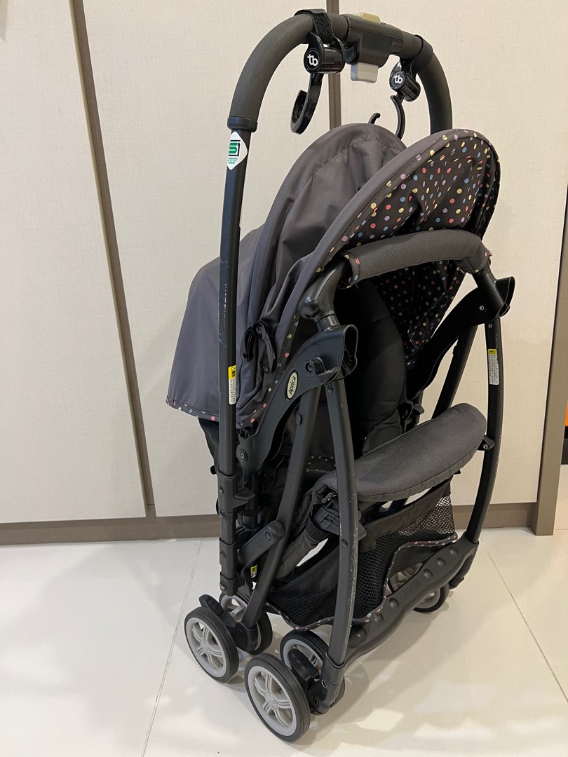 Aprica lightweight Karoon stroller, Babies & Kids, Going Out, Strollers ...