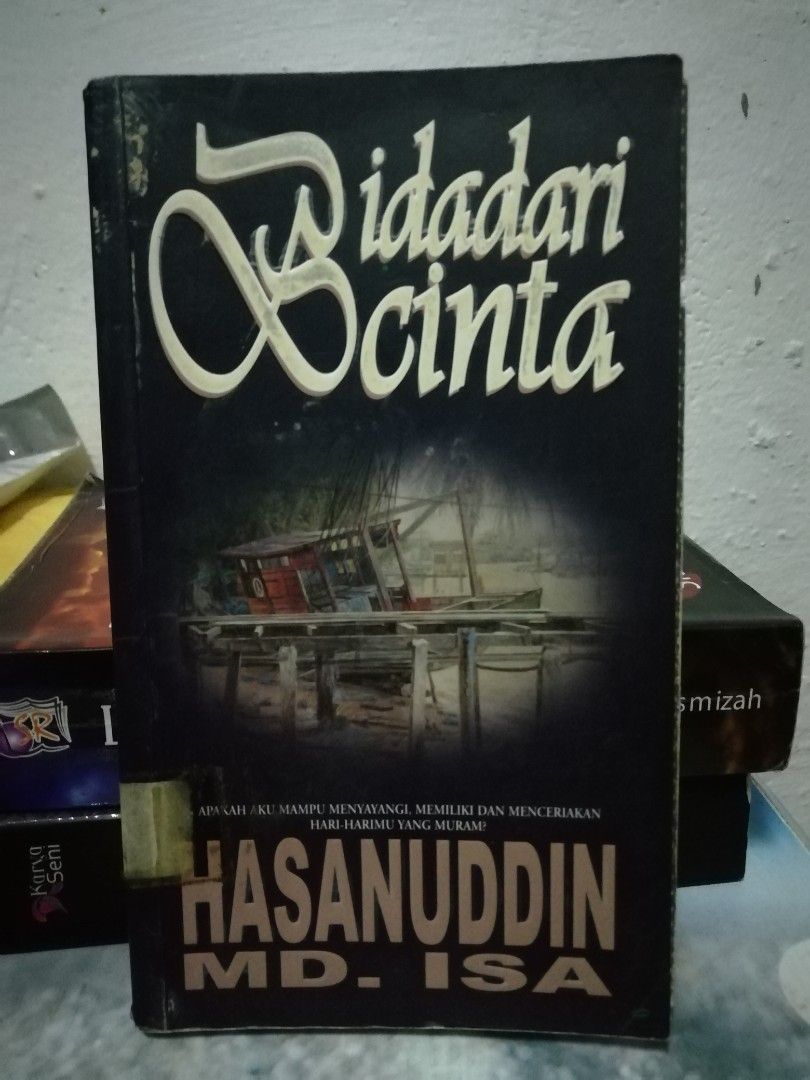 BIDADARI CINTA HASANUDDIN MD ISA, Hobbies & Toys, Books & Magazines, Storybooks on Carousell