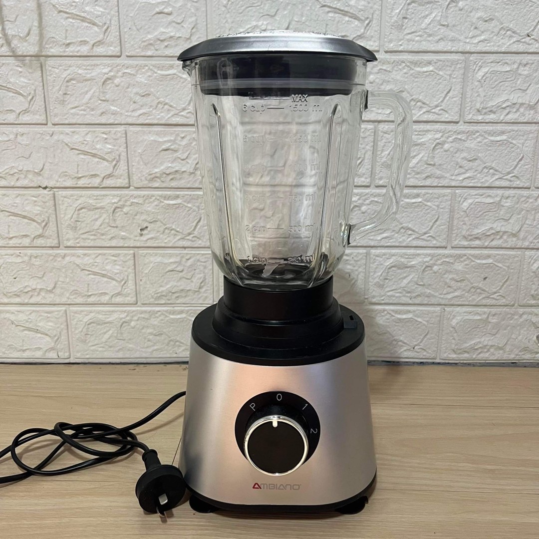 Blender, TV & Home Appliances, Kitchen Appliances, Juicers, Blenders & Grinders on Carousell