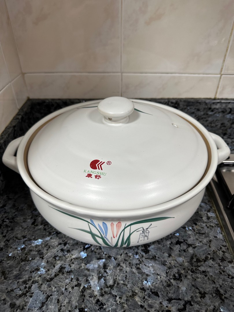 Claypot with lid (3500ml), Furniture & Home Living, Kitchenware & Tableware, Cookware ...