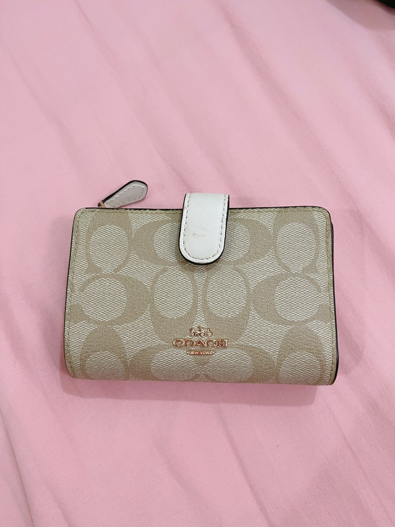 Coach Wallet, Women's Fashion, Bags & Wallets, Purses & Pouches on ...