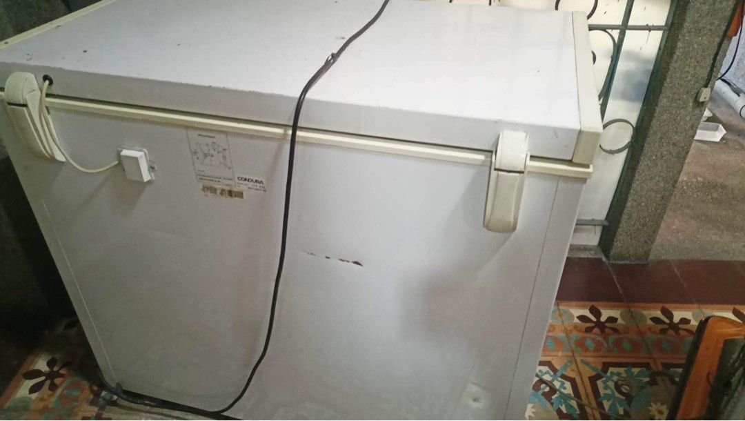 Condura CCF-200L, TV & Home Appliances, Kitchen Appliances ...