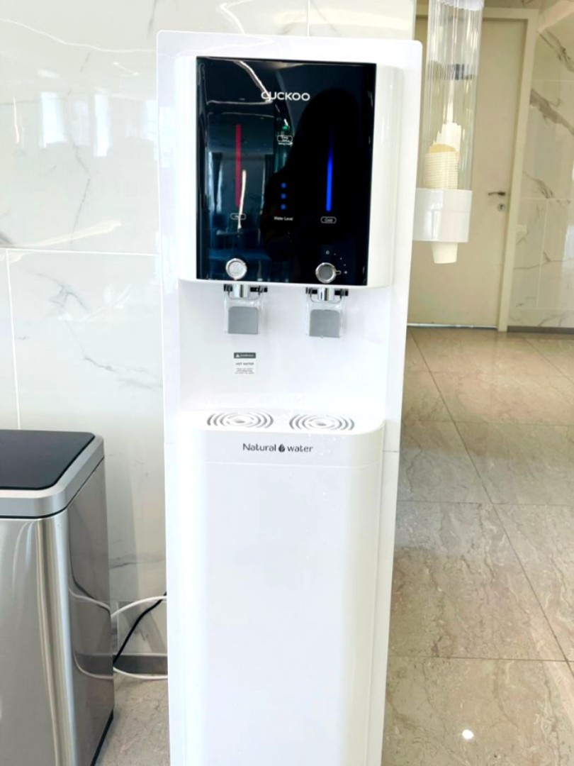 Cuckoo standing water dispenser, TV & Home Appliances, Kitchen ...