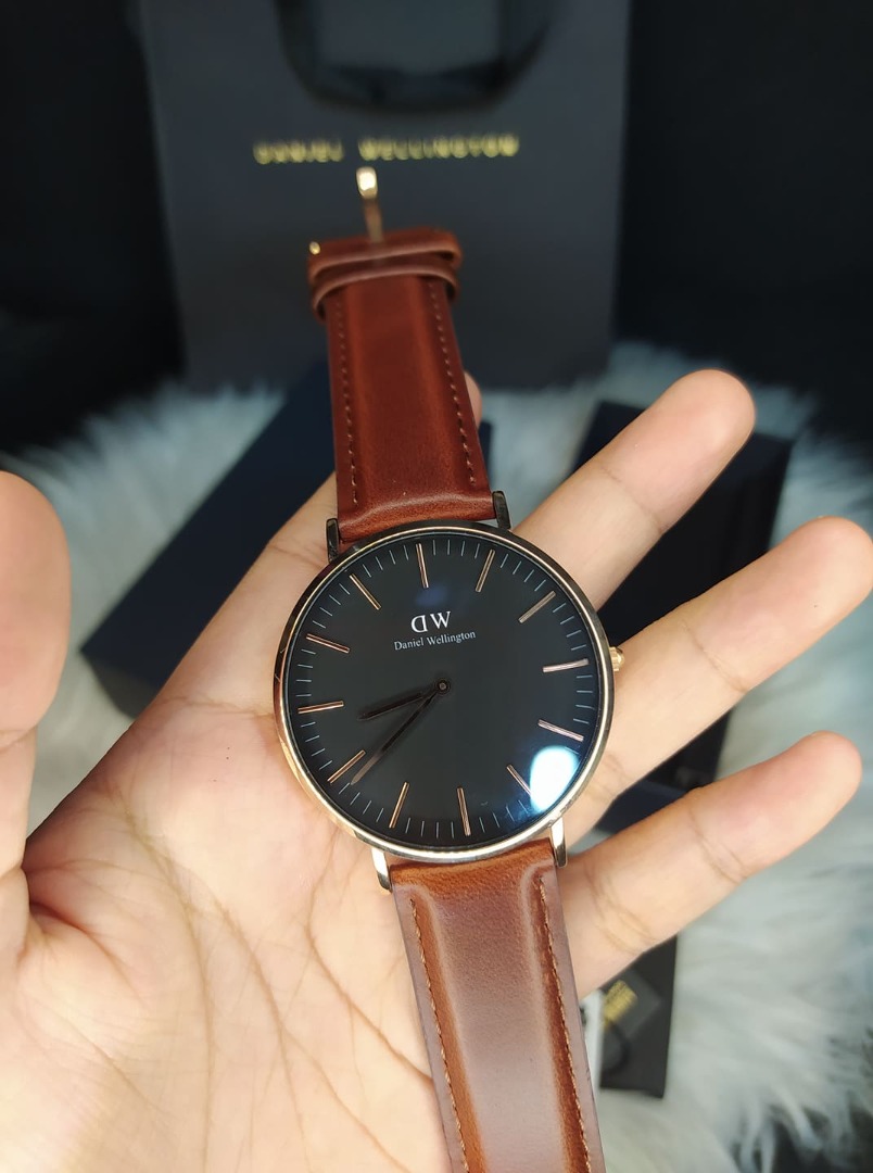 DW Brown & Black Leather (black & white dial), Men's Fashion, Watches ...