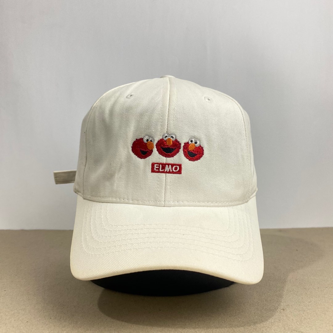 Elmo Sesame Street - IOH48, Men's Fashion, Watches & Accessories, Caps ...